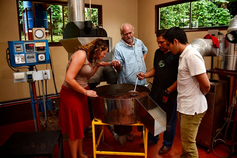 CASEM - Monteverde Costa Rica handicrafts and souvenirs